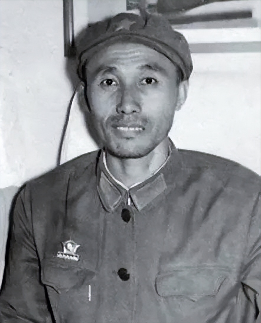 When Lin Biao defected, his head of guard jumped out of the car and was ...