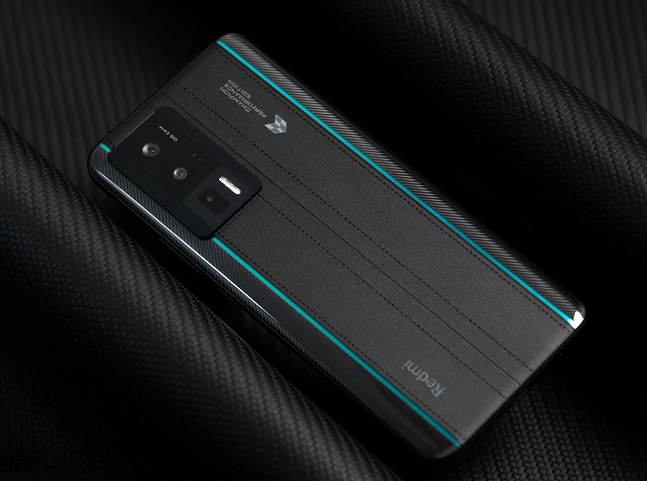 The budget is around 2500, several mobile phones with strong "hard ...