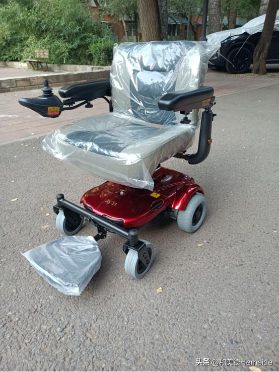 Watching and Helping Between Old Neighbors——Taiwan Mericz P321 Electric ...