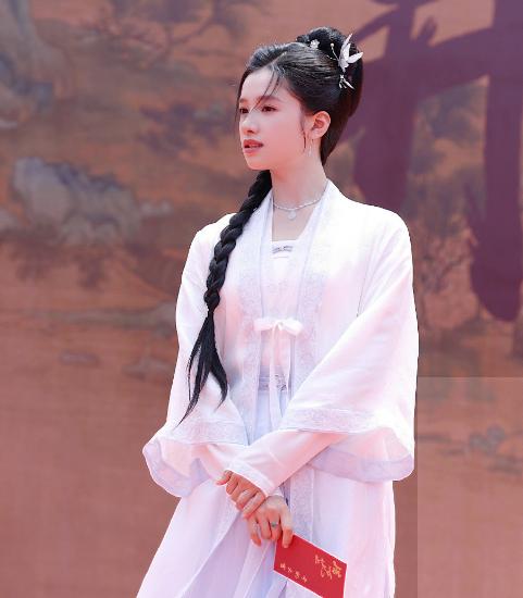 Hu Yitian and Zhang Jingyi's "Xihua Zhi" starts, the story of Gu Yanxi ...