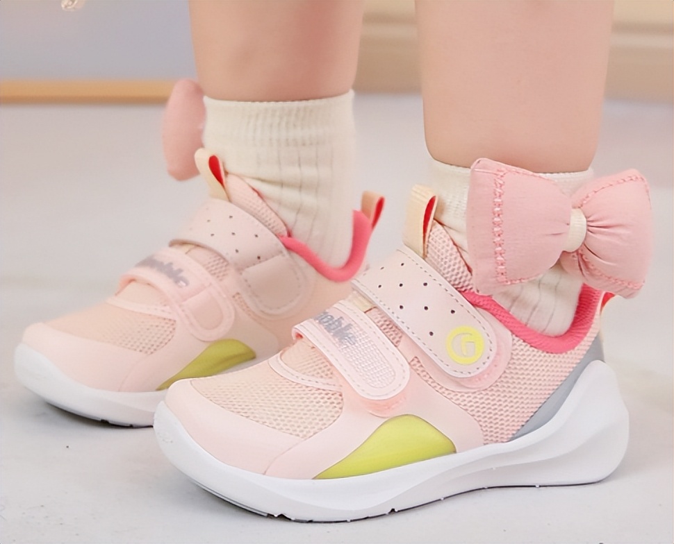 How to choose the sole of toddler shoes? Check out these 3 tips - iNEWS