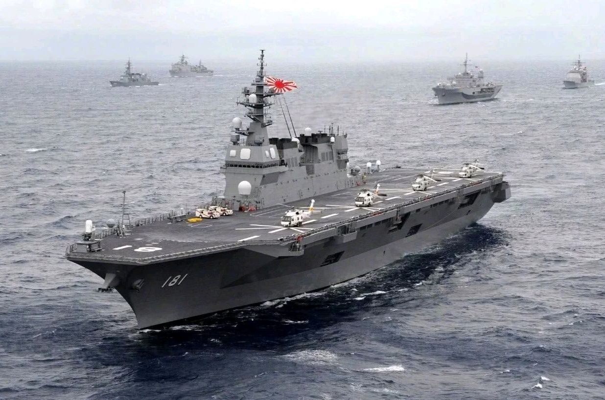 Why is the Type 075 amphibious assault ship of 40,000 tons smaller than ...