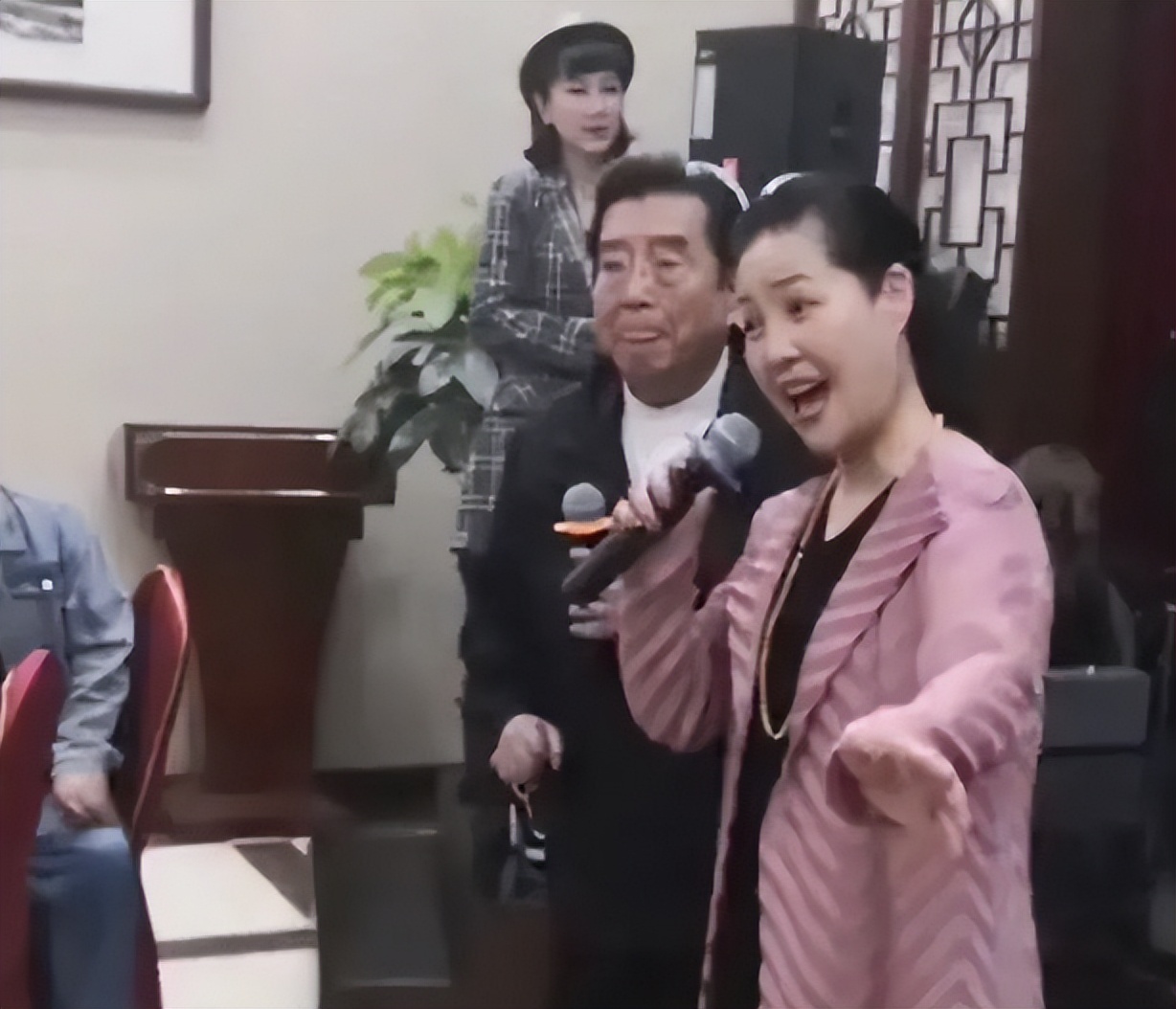 From "gaining fame and fortune" to "gentle and sweeping the floor", Li ...