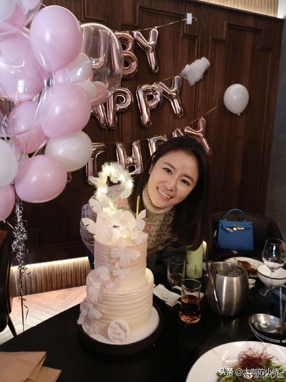 Ruby Lin's 47th birthday photo is in good condition and she sings with ...
