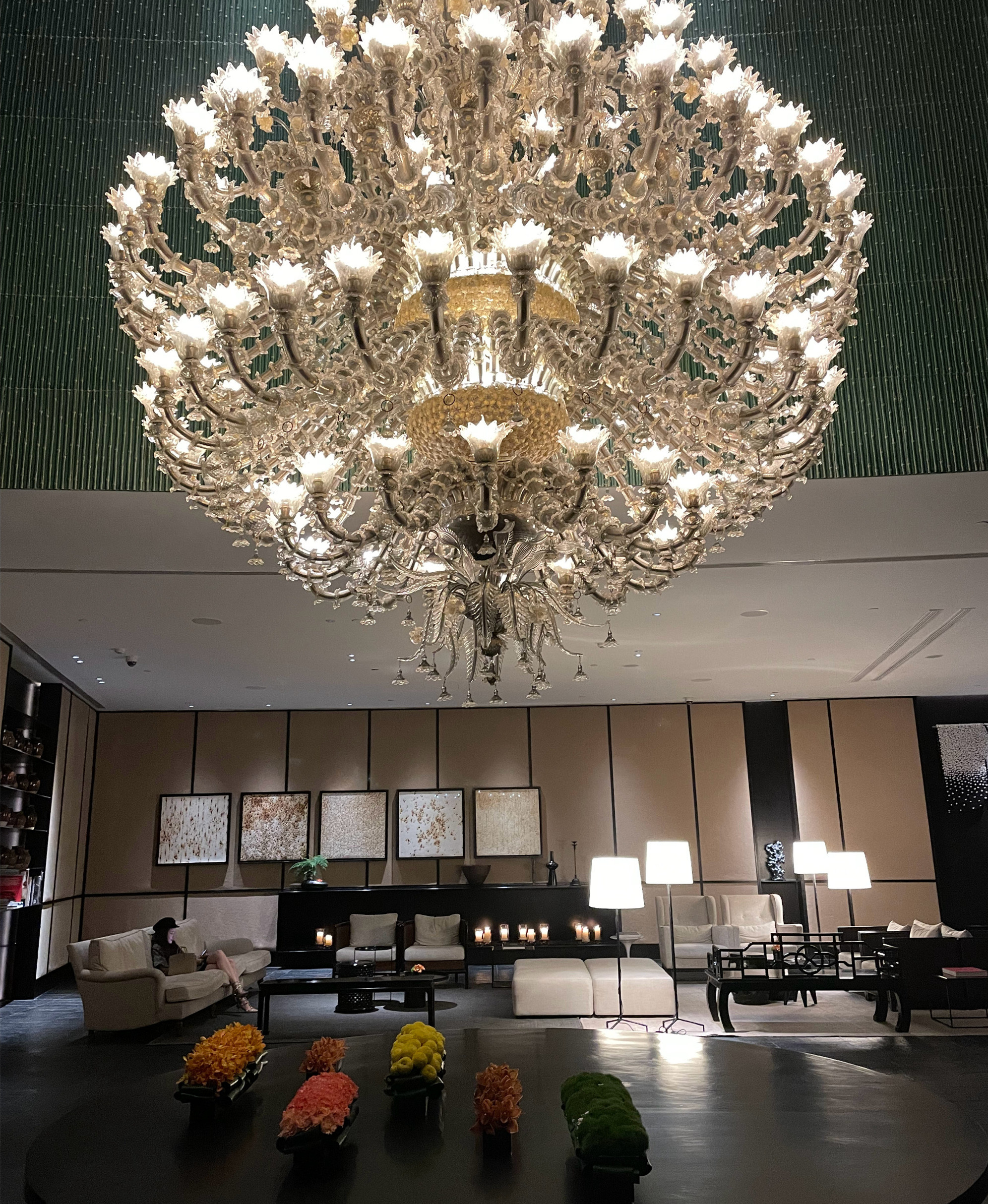 Wan Qiwen and 44-year-old Asian sister reunite!They all settled in the ...