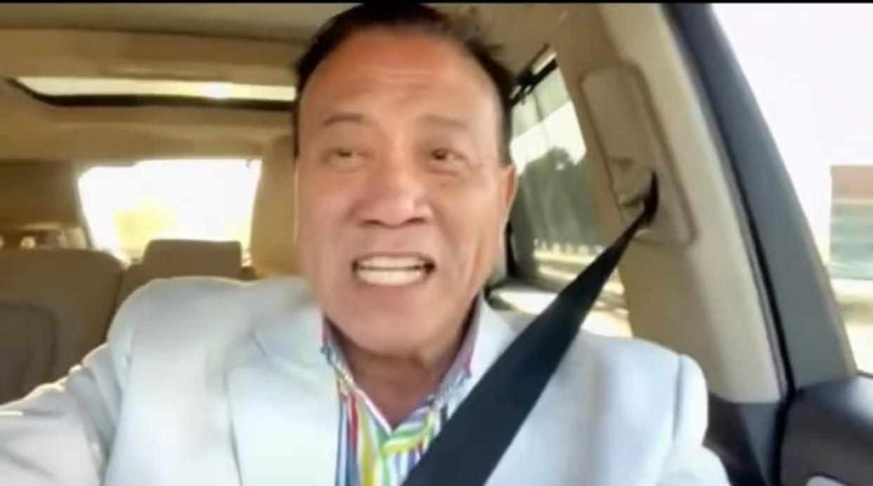 65-year-old Wan Ziliang revealed his recent situation!Driving in a car ...