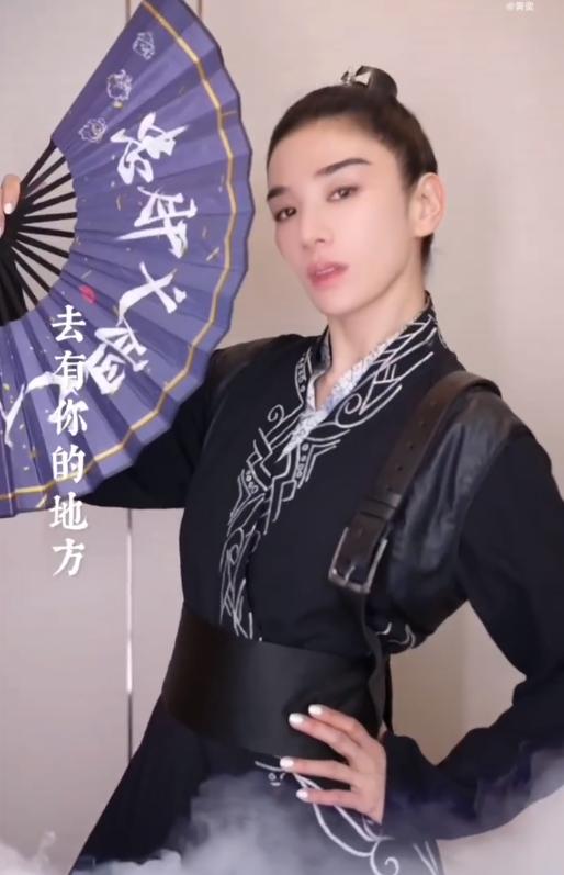 Against the Water, Cold and Waves 3 Official Tour?Tang Shiyi performed ...