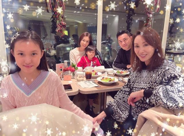 Full of memories to kill!Zhong Jiaxin and Lin Wenlong's family are ...