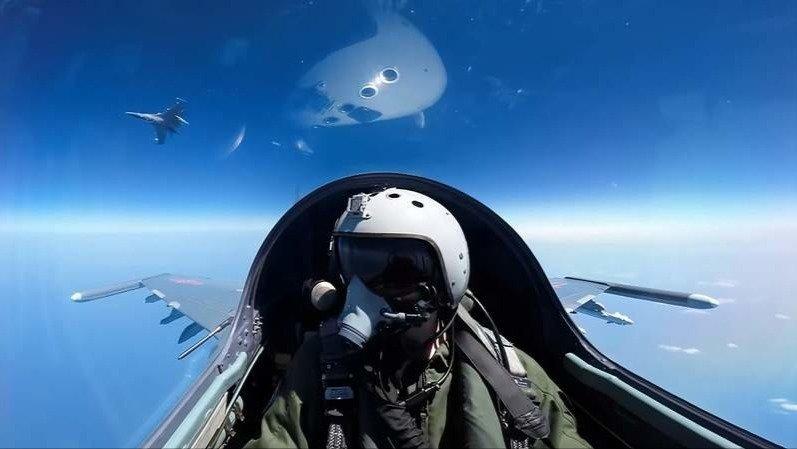 There is a fire control radar that shines on me! Why is fire control ...