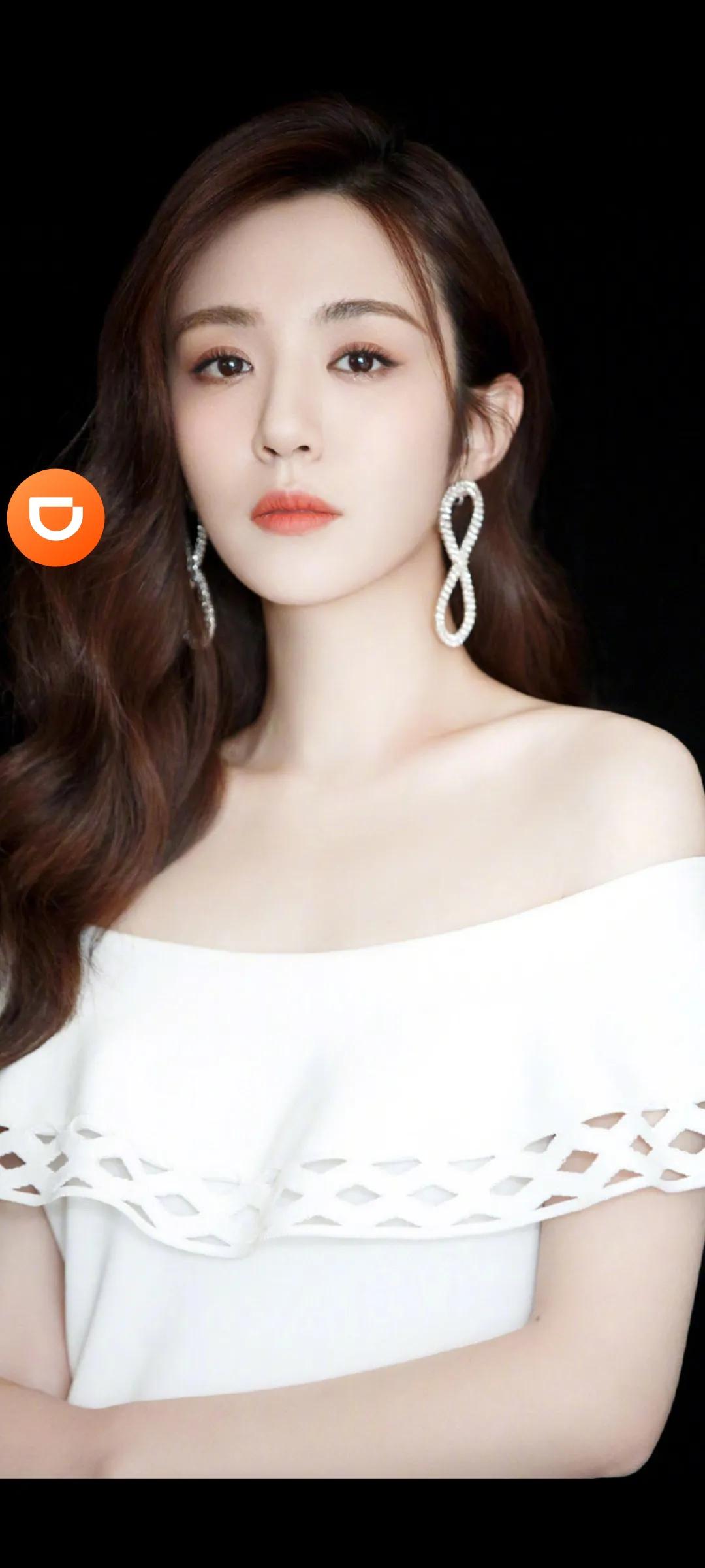 Wang Xiaochen, the face of the prosperous age - iNEWS