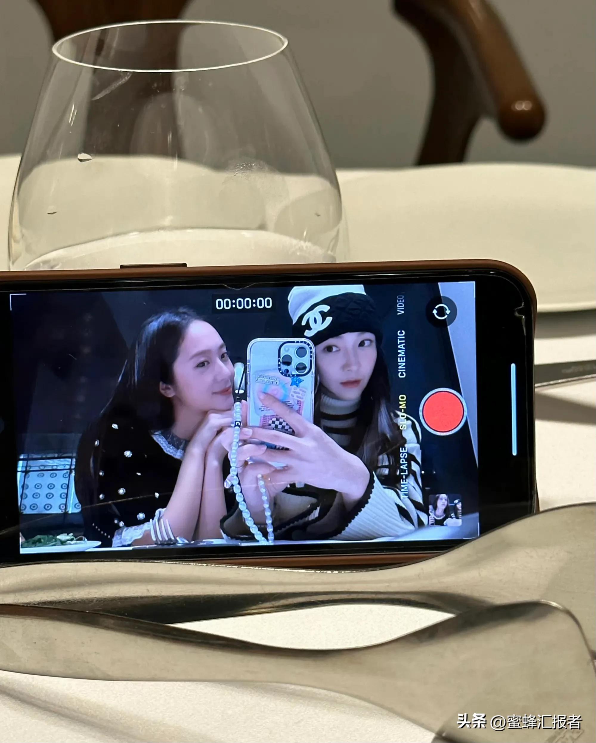 Luo Zhixiang's new look is suspected of plagiarizing Lisa, Zheng Xiuyan ...