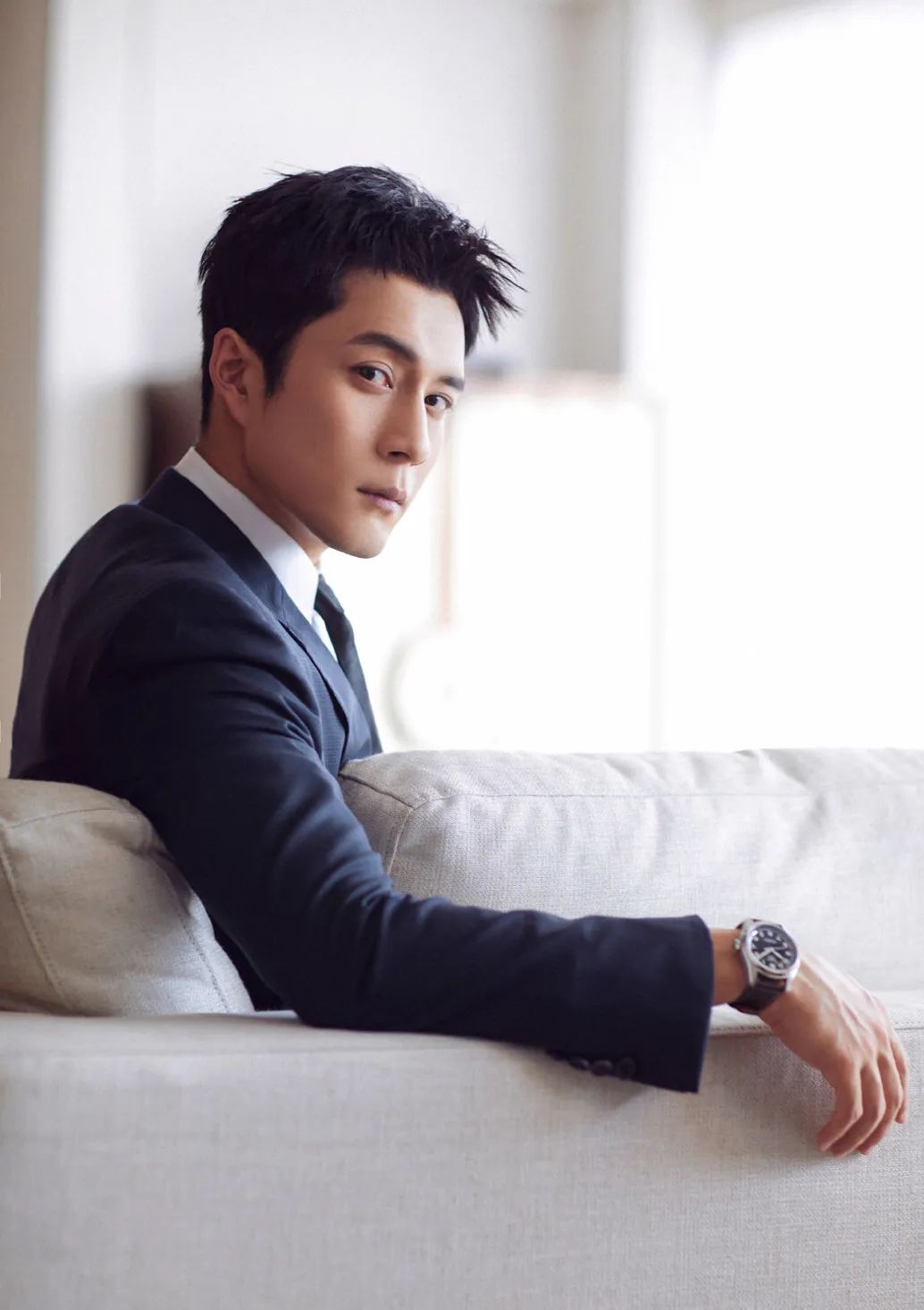 Zheng Jun Liu Yun, Han Dongjun, Liu Yifei, Liu Xinyou, Song Qian - iMedia