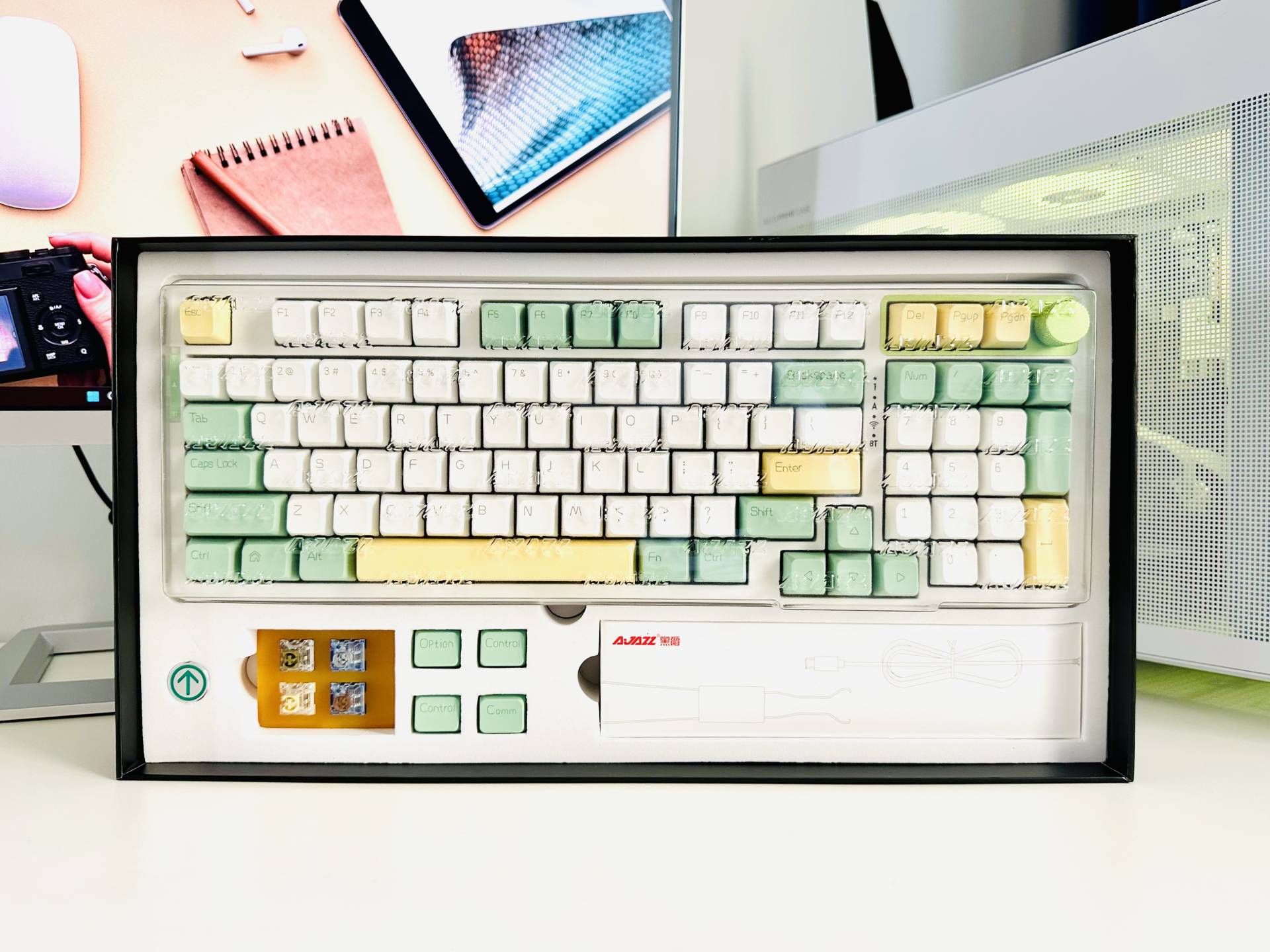 Reborn, this Heijue AK966 mechanical keyboard can really - iNEWS