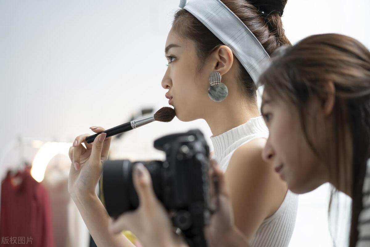 To take blockbuster-level portrait photos with your mobile phone, you ...