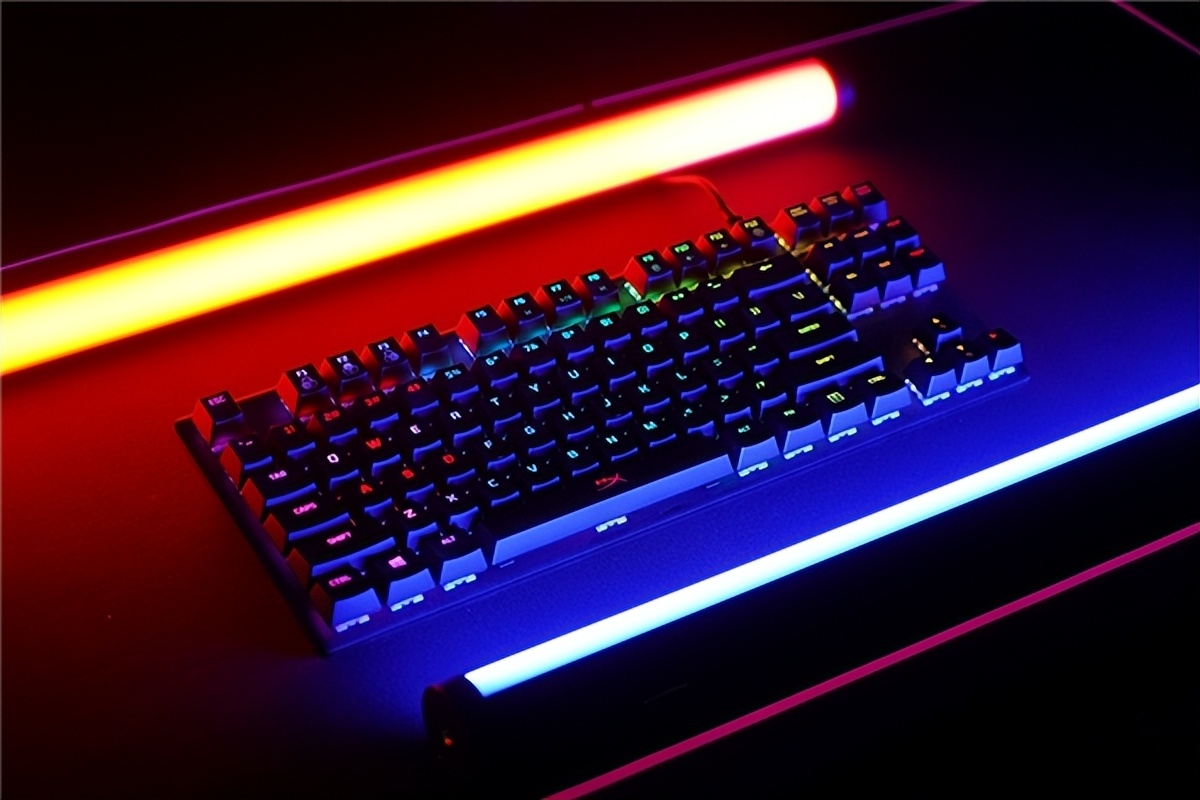 Flashing, moving, domineering, moving position HyperX Origin ...