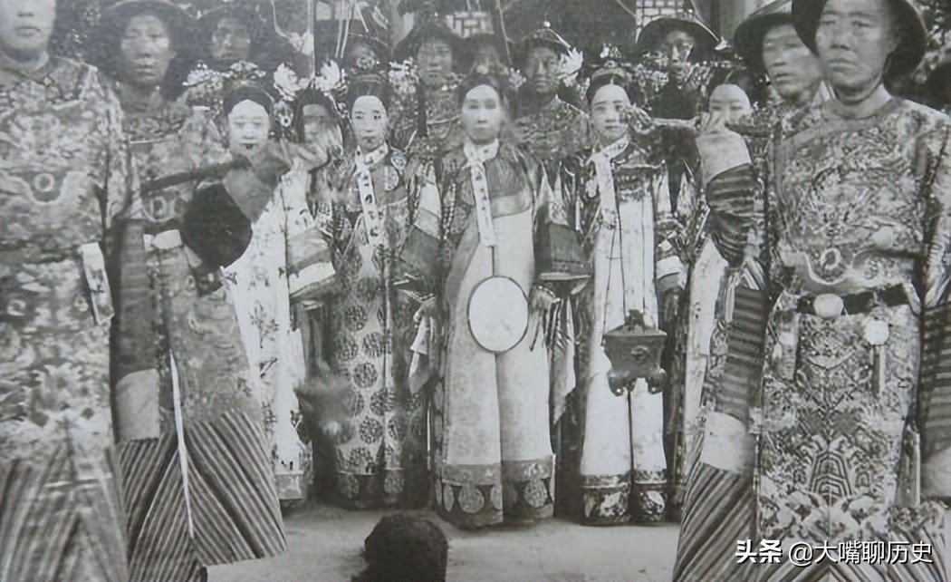 The ugliest woman in the harem of the Qing Dynasty: Empress Longyu, a ...