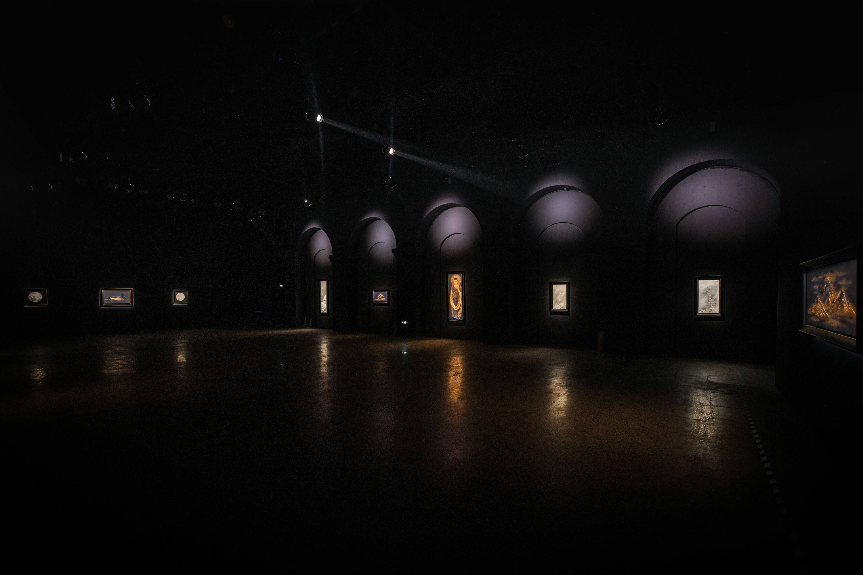 Zhan Ying's personal work "Tathagata Tathagata" was exhibited at the ...