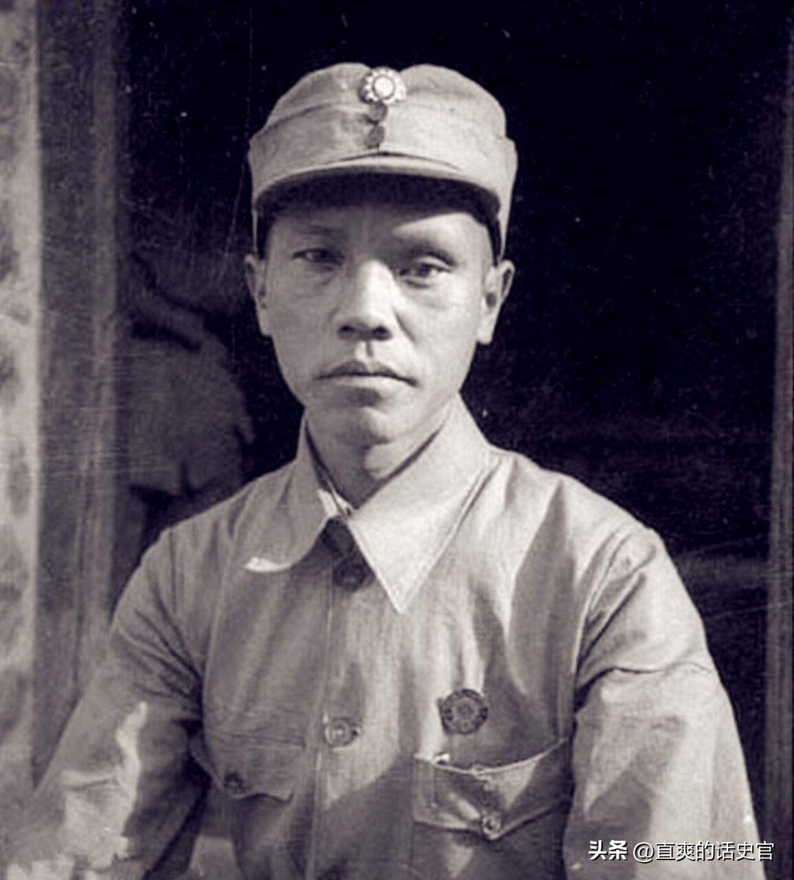 The first general to resign in New China: the rank of general was ...