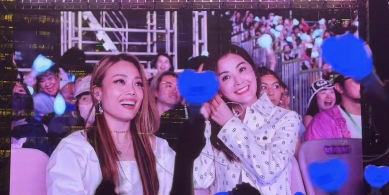 Zheng Yutong's eldest grandson appeared at Jay Chou's concert, the two ...