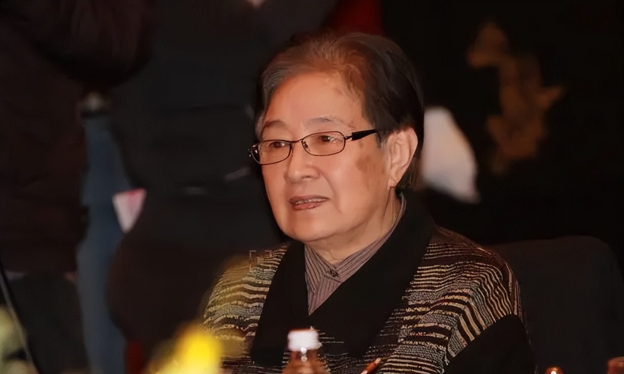 Gu Jianfen's recent situation, her song "Today Is Your Birthday" has ...