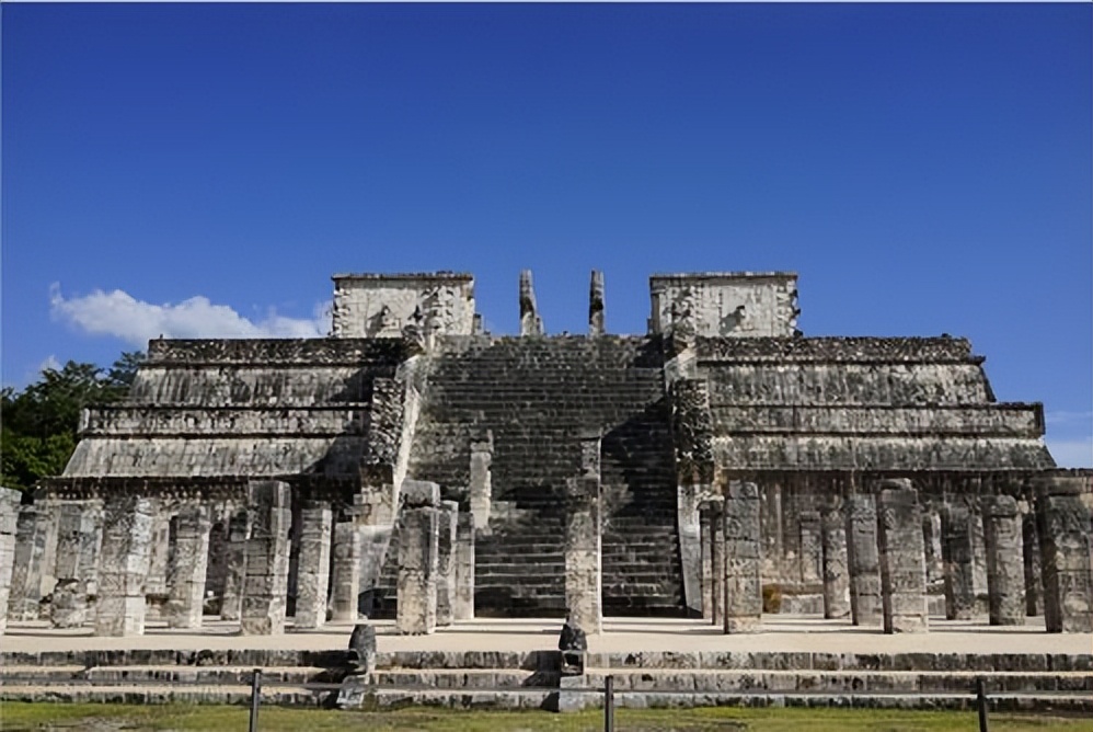 Ancient Yucatan: Exploring the Mysteries of the Ancient Mayan Empire ...