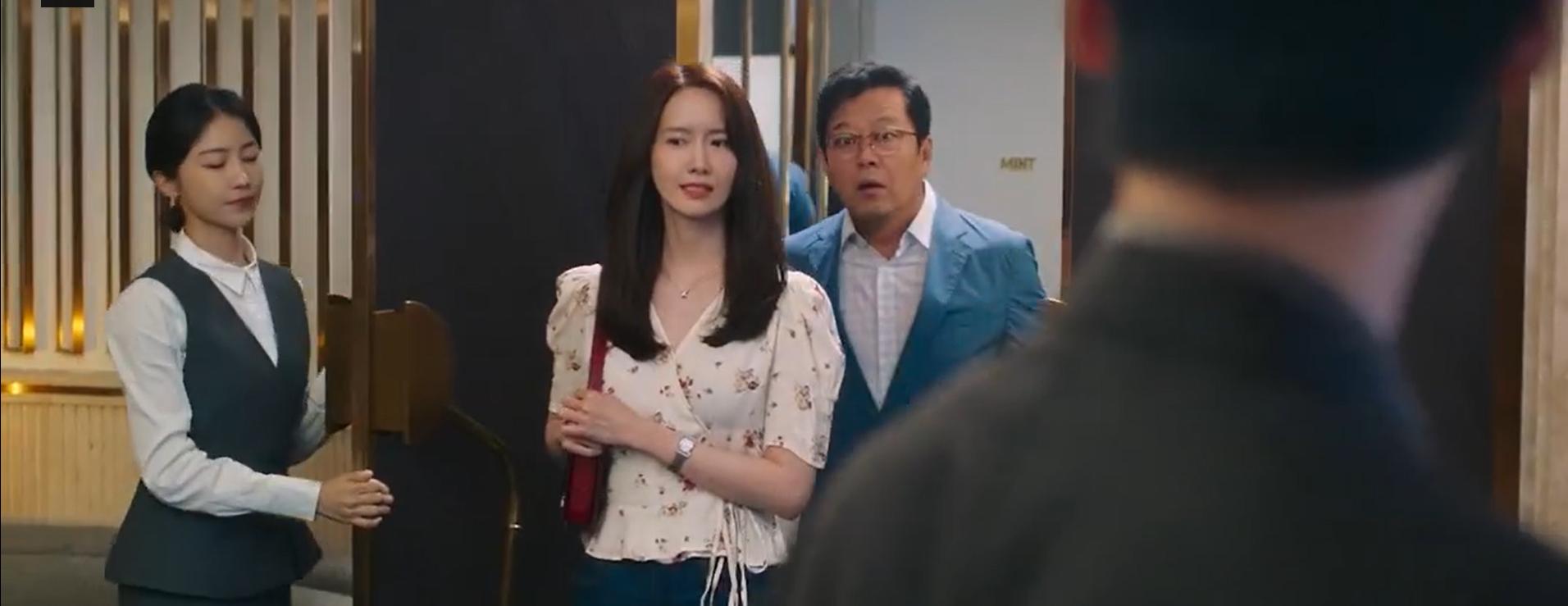 Yan Gou's Carnival, "Blackened Lawyer" starring Lee Jong Suk and Lin ...