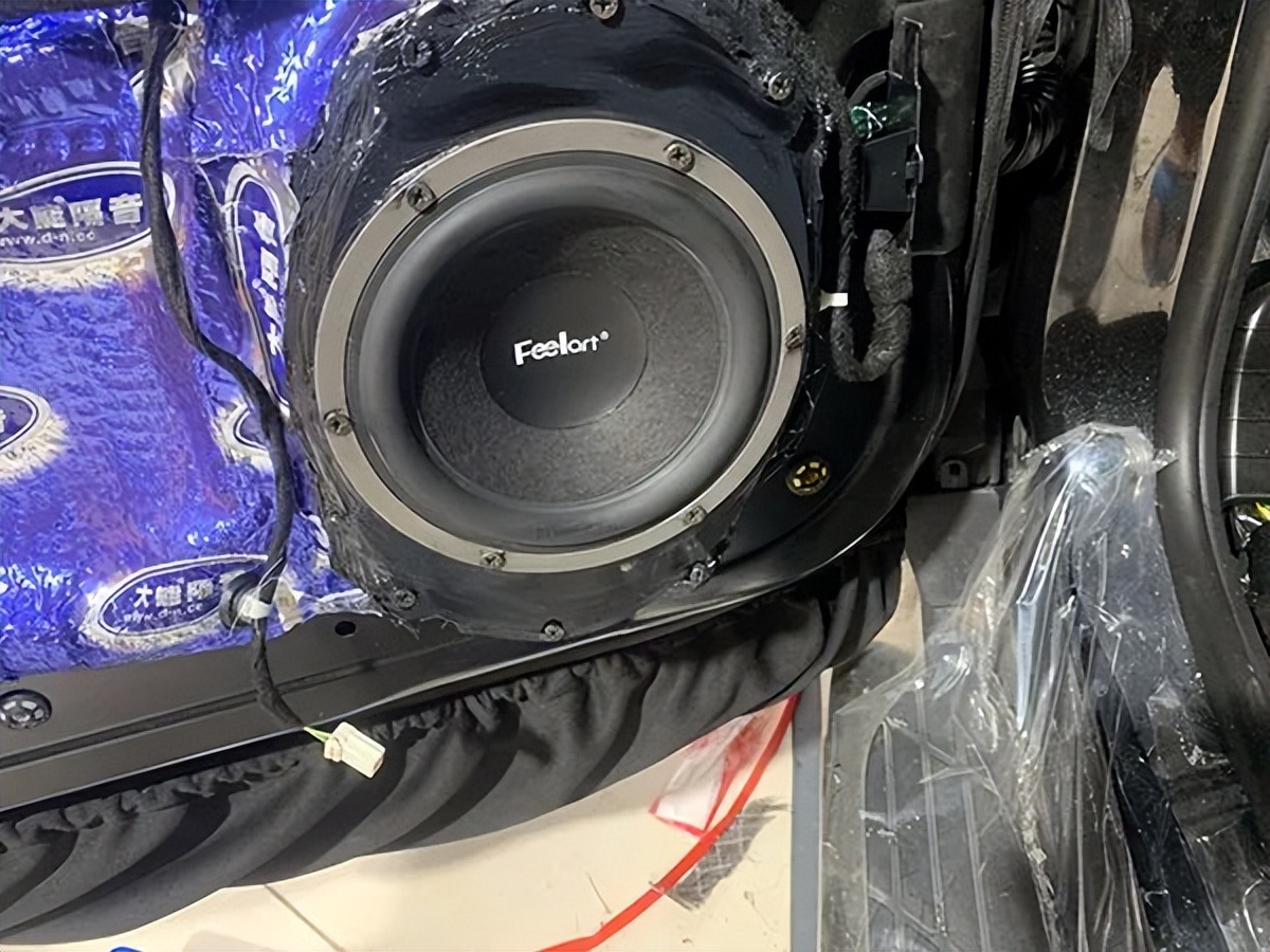 Direct 11-unit system, transparent Jeep Grand Commander - iNEWS