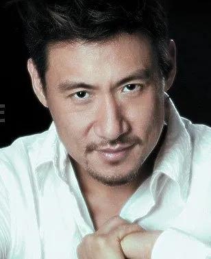 Top ten top male singers in the Chinese music scene. . . . . . - iNEWS