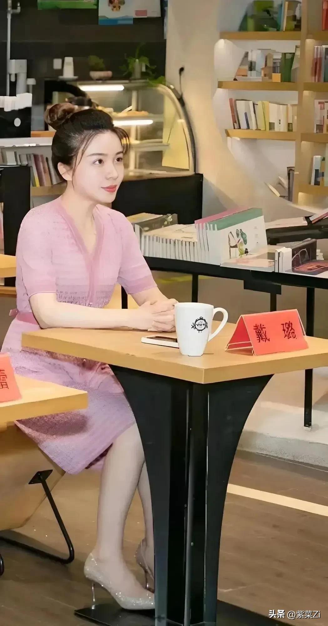Zhang Jinyu, Chen Shu, Dai Lu, the three went on and on, and the ...