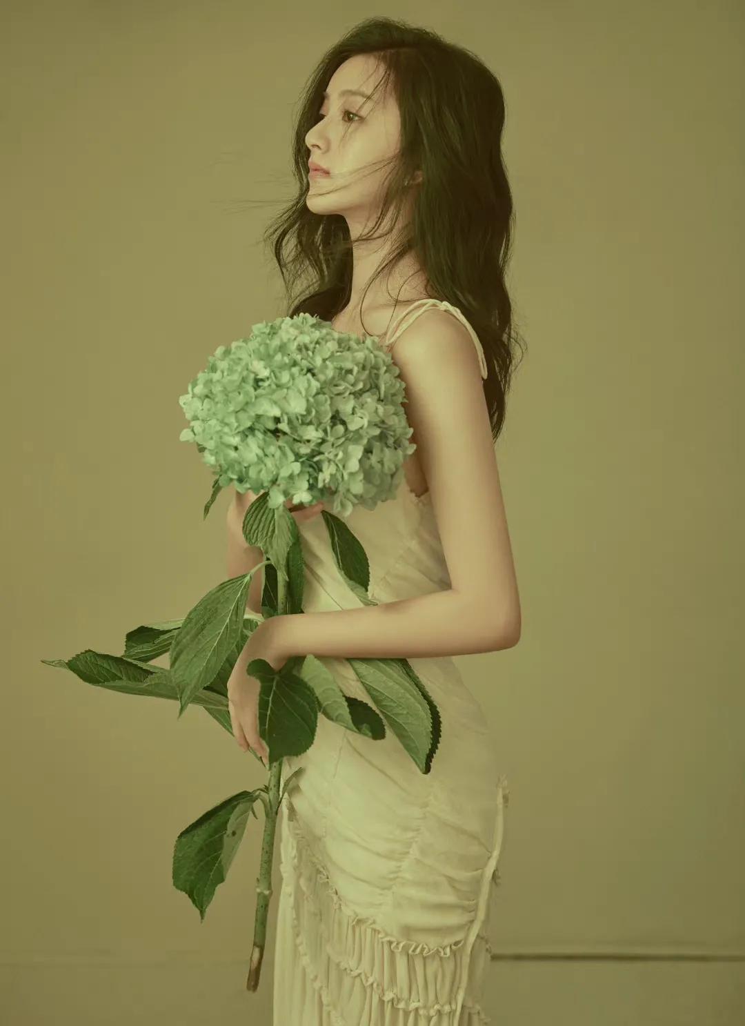 "Dancer" series Wang Yiting - iNEWS