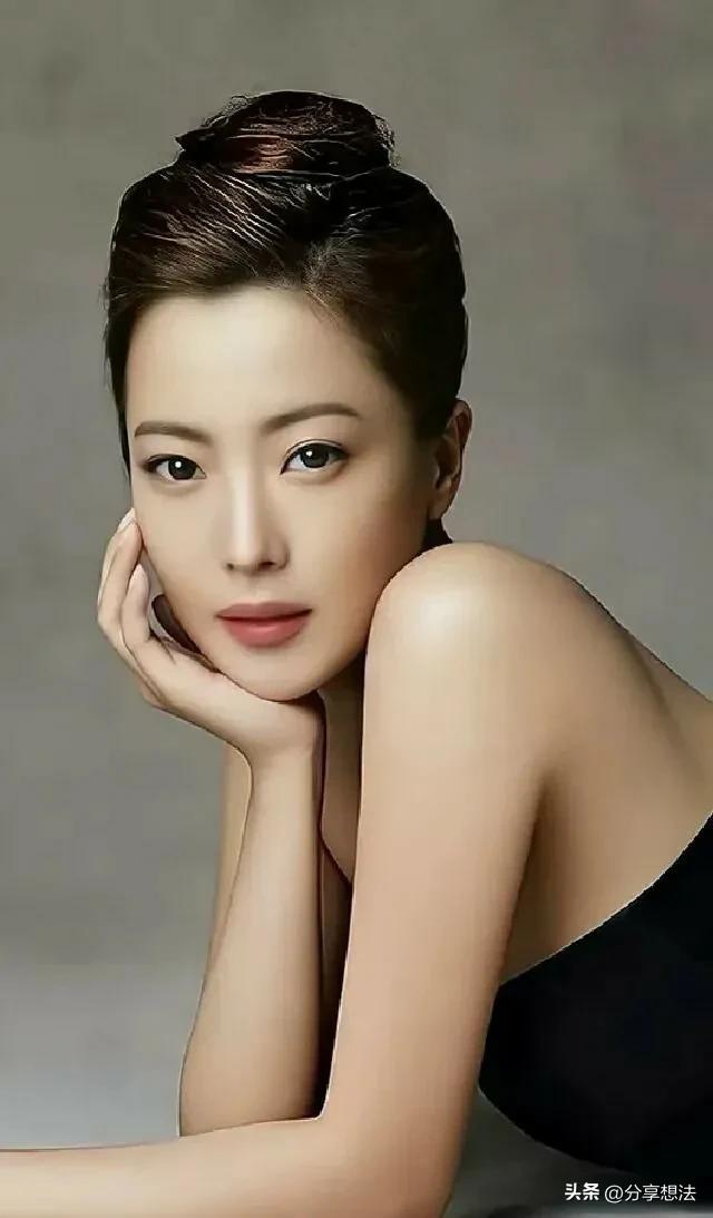 Kim Hee Sun star wallpaper! - iNEWS