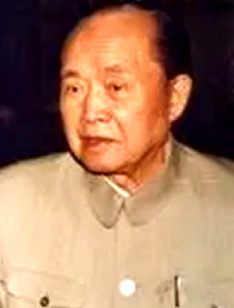 He Long's son-in-law, he served as political commissar of the armed ...