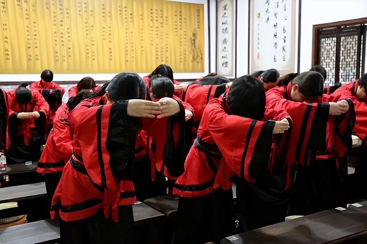 What is the difference between "Master" and "Master"?Many people don't ...