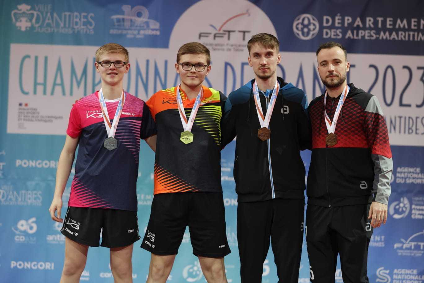 A decisive battle between the brothers in the table tennis world! Men's ...