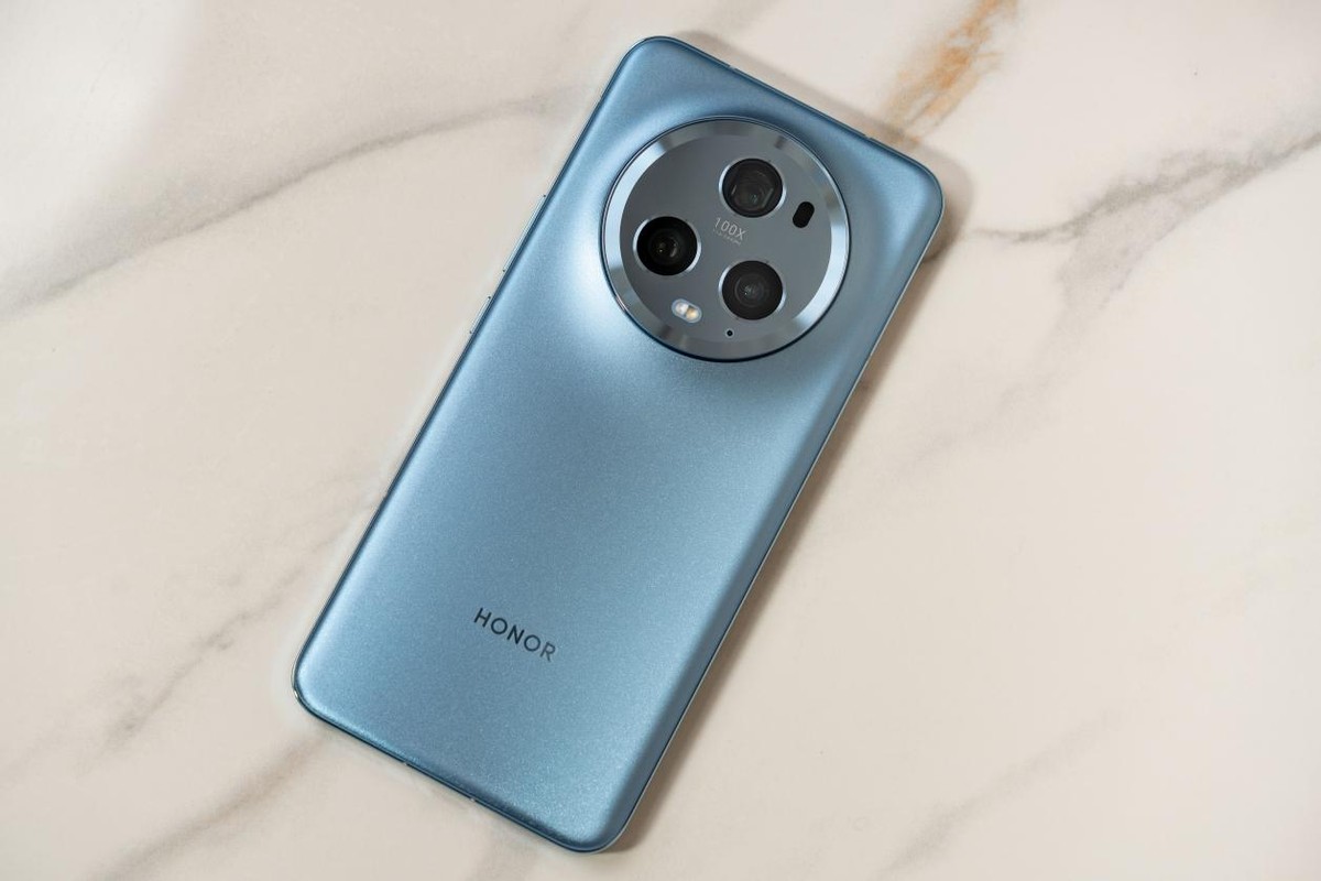 A mobile phone for five years? Of course, look at these three high ...