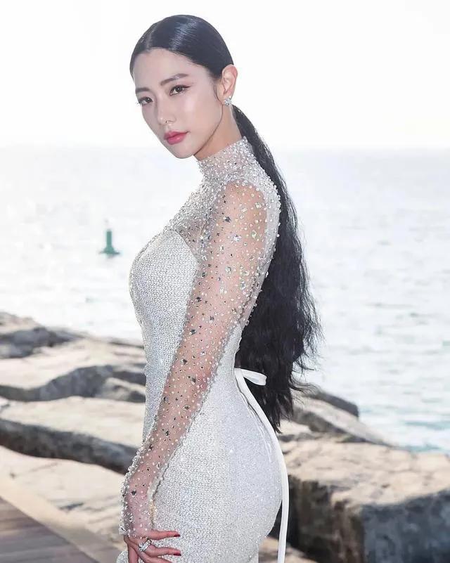 Clara Li Chengmin wallpaper - iNEWS