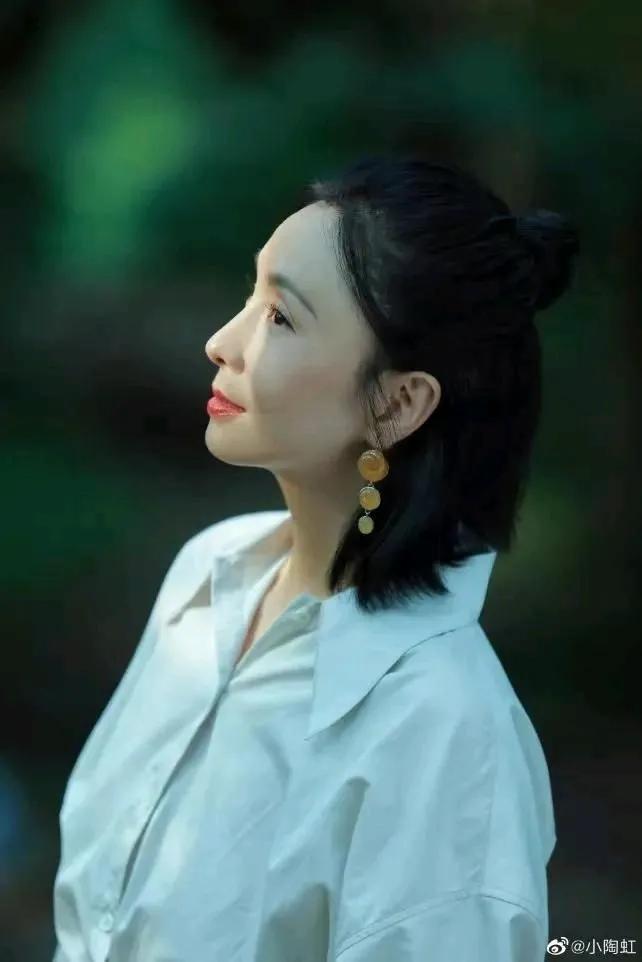 Xu Zheng is drawing a line with Tao Hong - iMedia