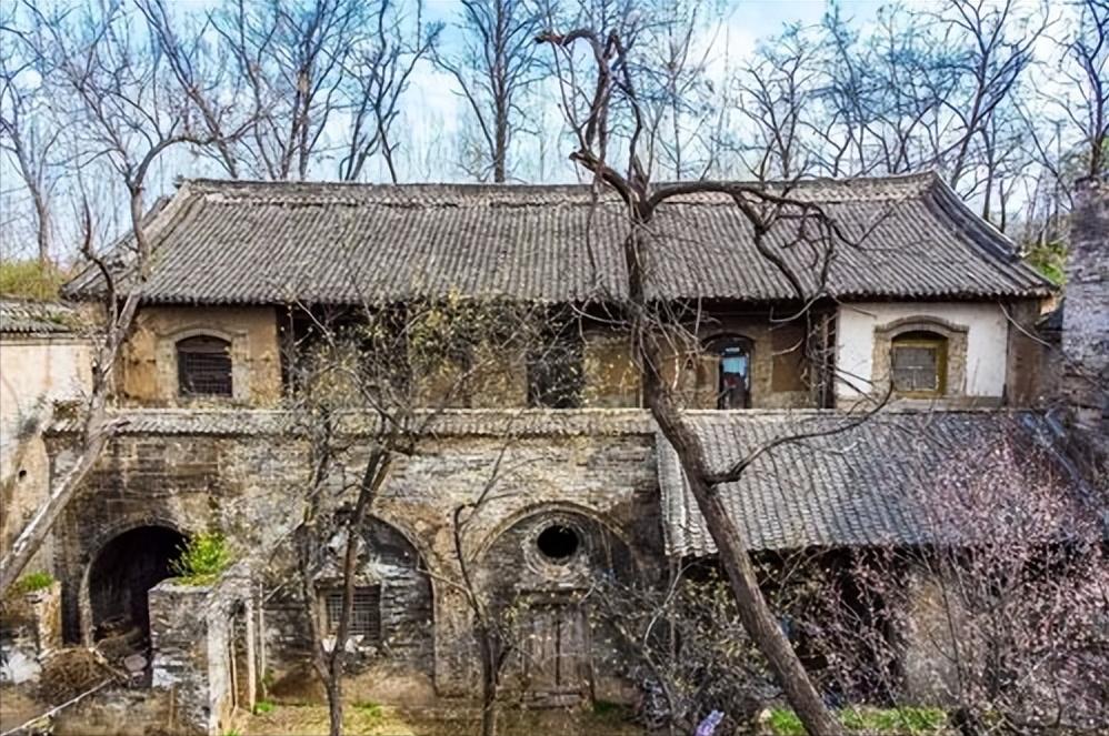 The ancient building overgrown with wild grass is actually the ...