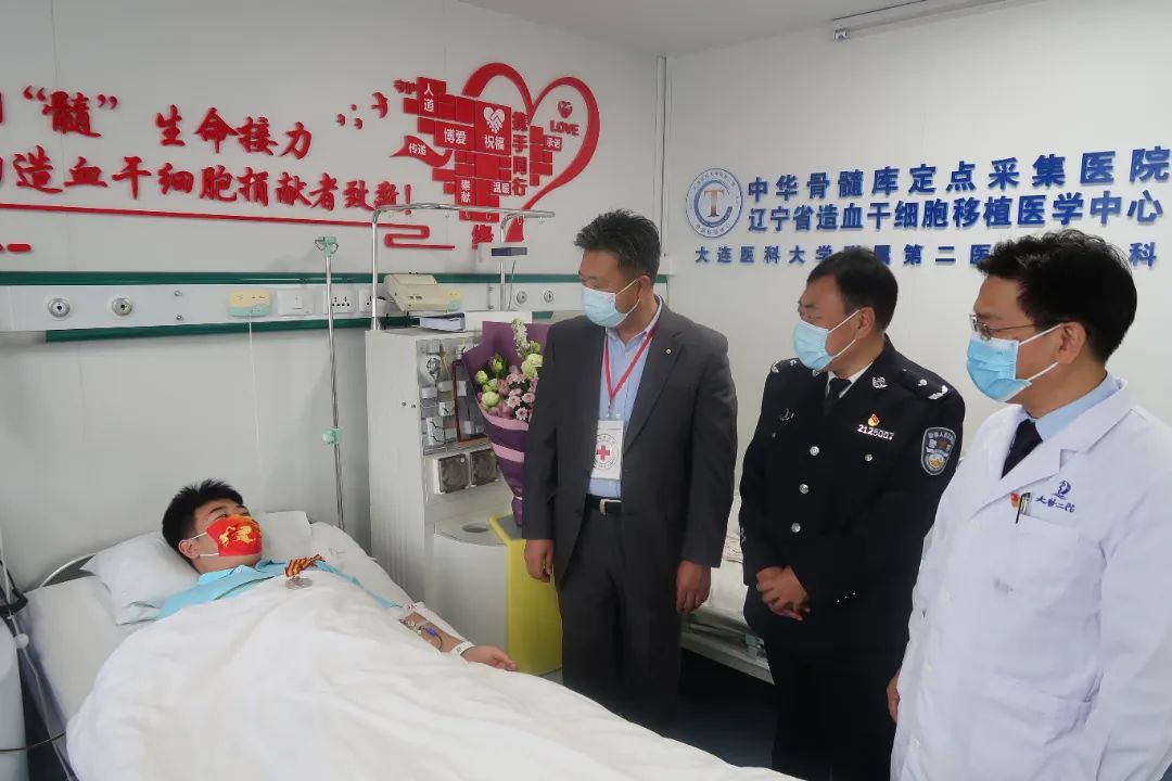 Ignite hope with love, repay the society with love - iNEWS