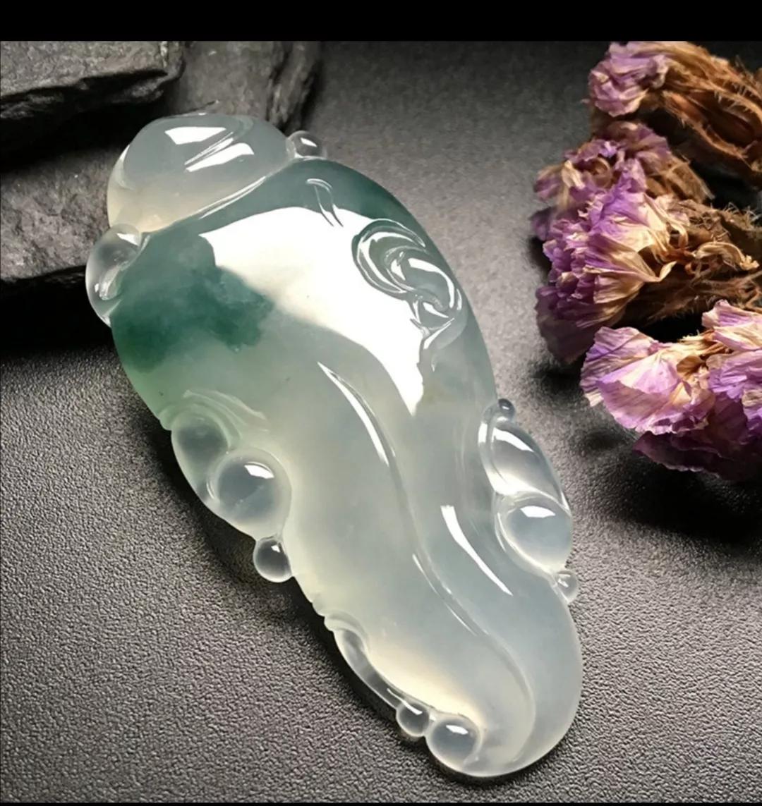 What is the transparency of gemstones and what levels are there? - iNEWS