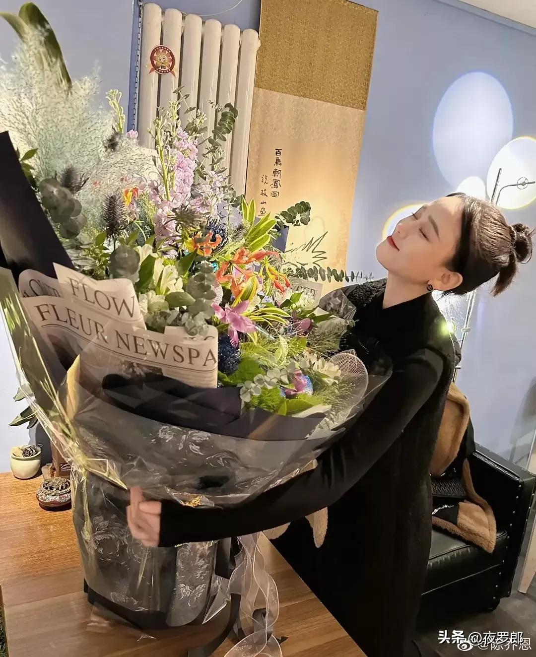 During the winter solstice, Bailu, Chen Qiaoen, Huang Xiaoming and Yang ...