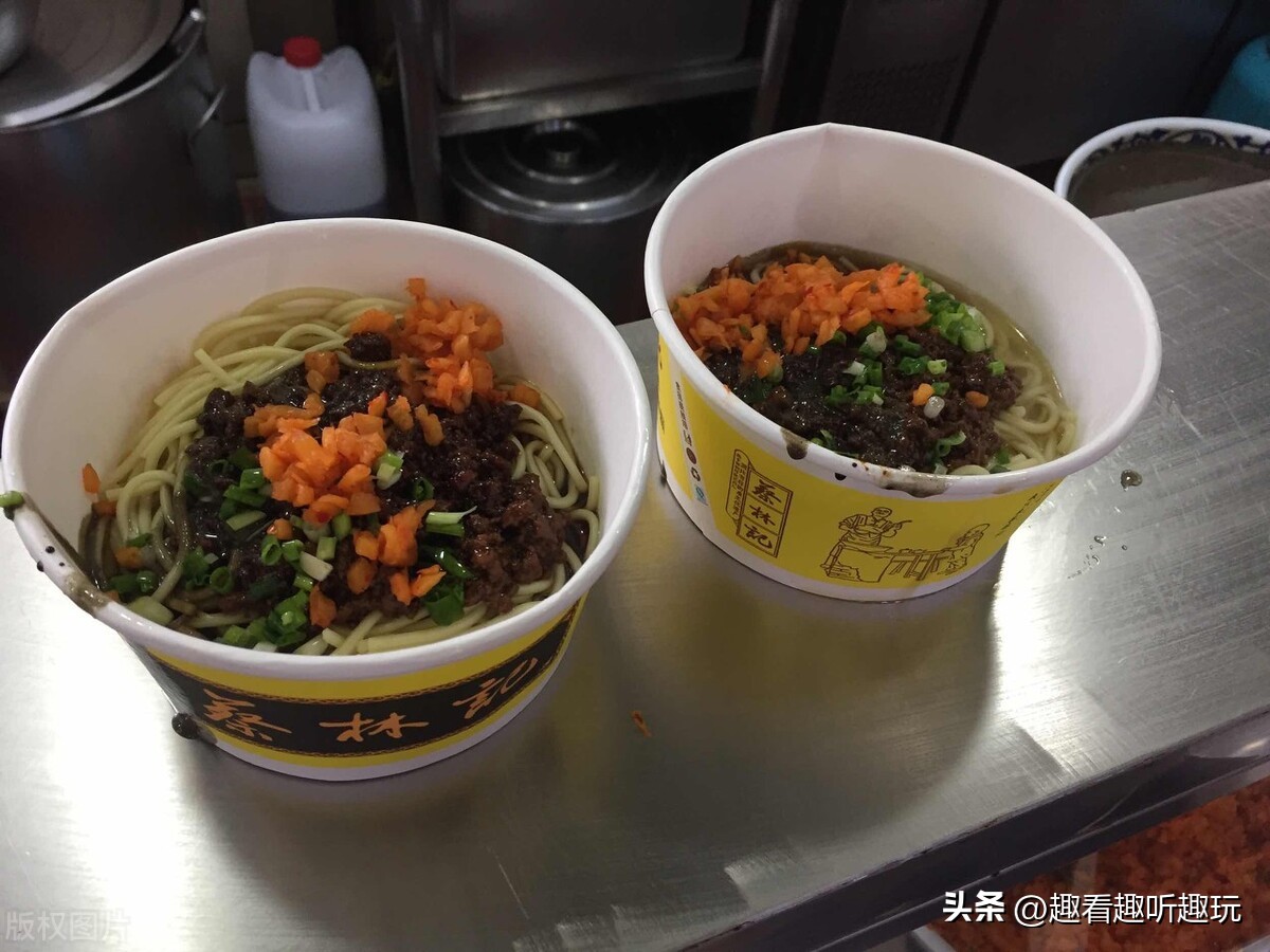Wuhan breakfast - hot dry noodles, have you eaten? - iNEWS