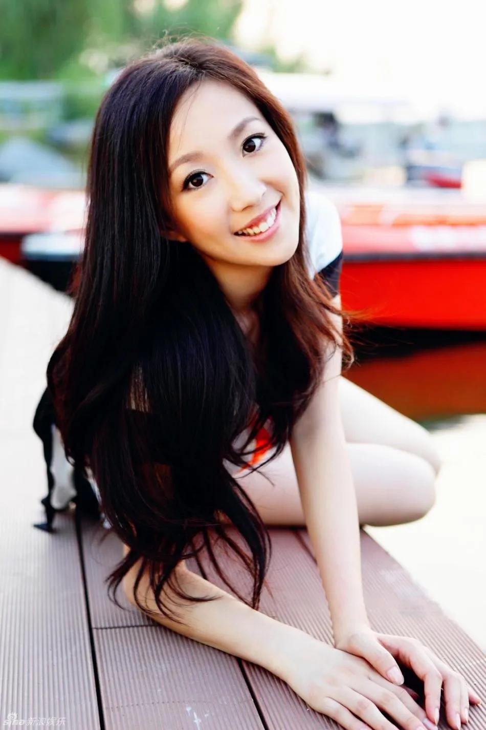 Beautiful actress: Jin Feng - iNEWS