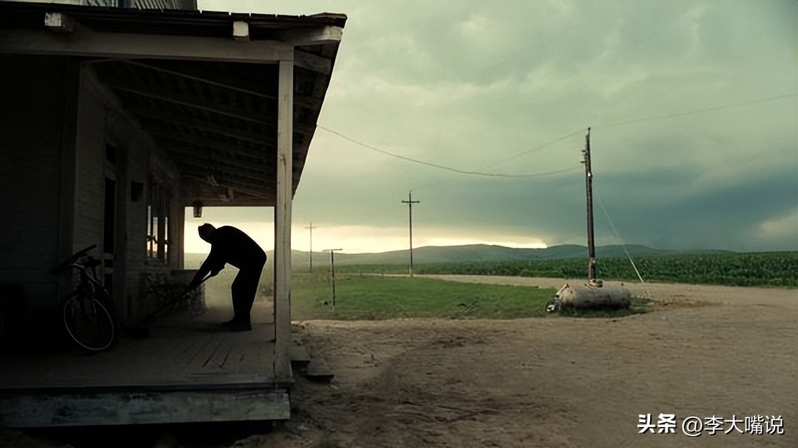 Nonlinear Narrative and Time Jump in the Movie "Interstellar" - iNEWS