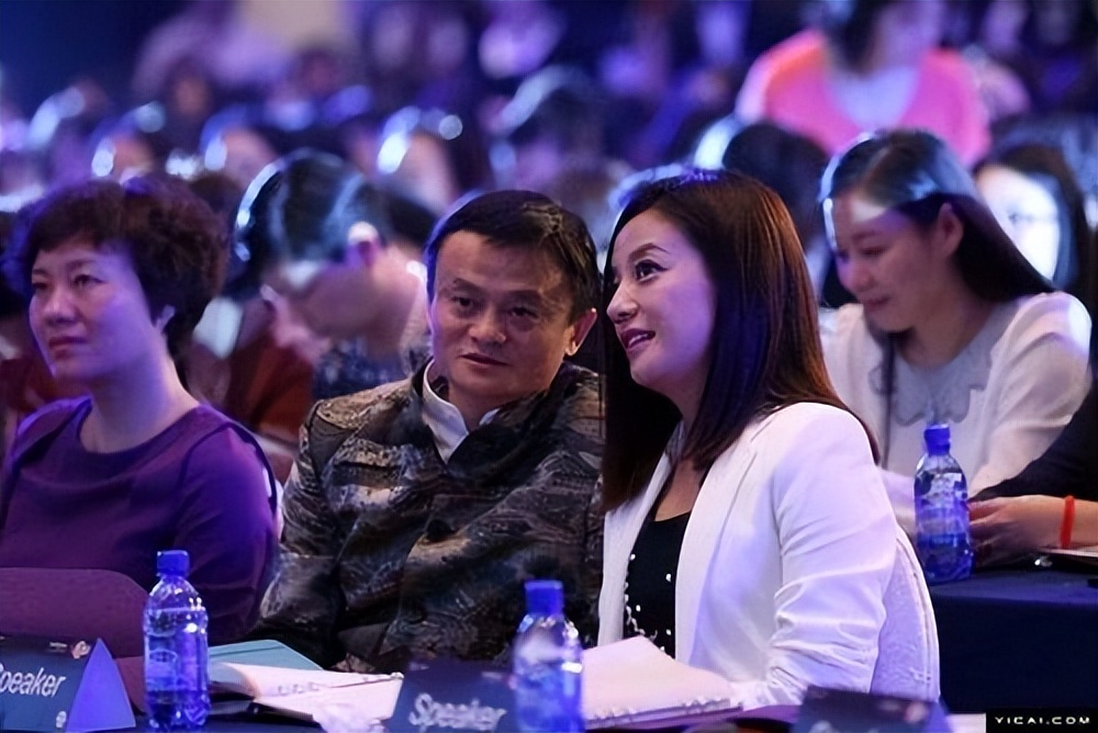 After Zhao Wei cut leeks and left the stage, Ren Quan, the most ...