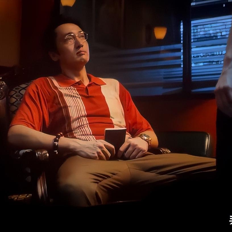 "All or Nothing" 19 hidden details, Anna's coat and passport, Tian's ...