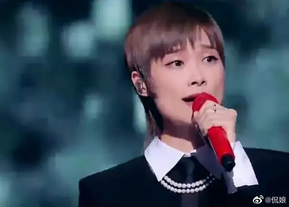 In the concert in the Greater Bay Area, the mainland artists were ...