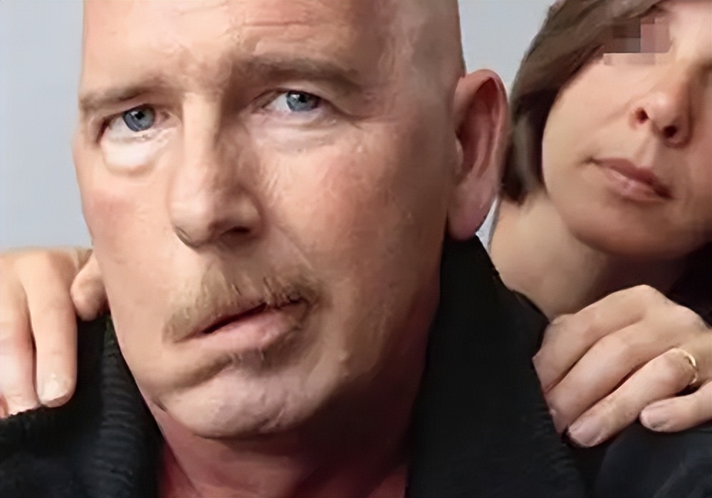 49-year-old security guard has brain hemorrhage - iNEWS