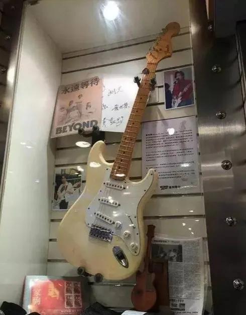 "Waiting Forever" Wong Ka Kui Beyond - iNEWS