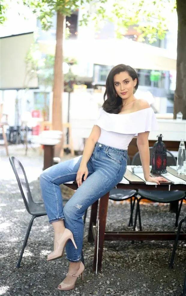 The most beautiful woman in Türkiye, Handey Esser - iMedia